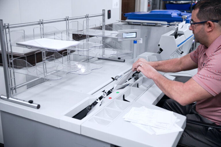 OPEX Model 72 | Automated Envelope Opening Systems