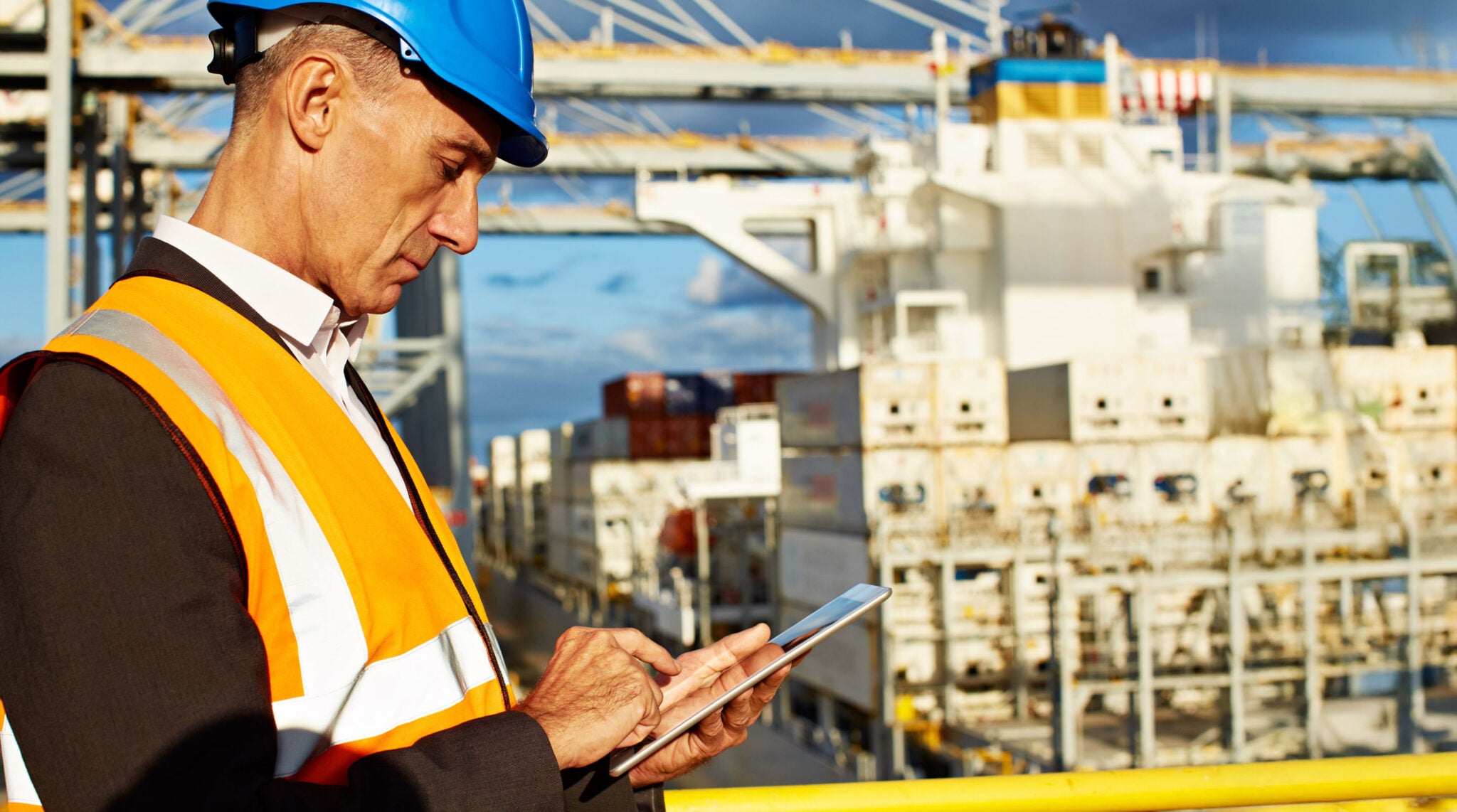 Optimizing Warehouse Operations with Technology